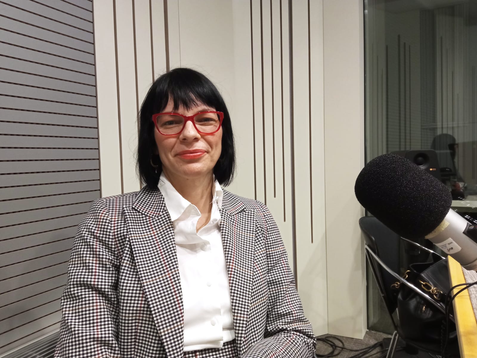 SRIJEDA 18:00 Dr. Ingrid Marton - o inkontinenciji - HKR